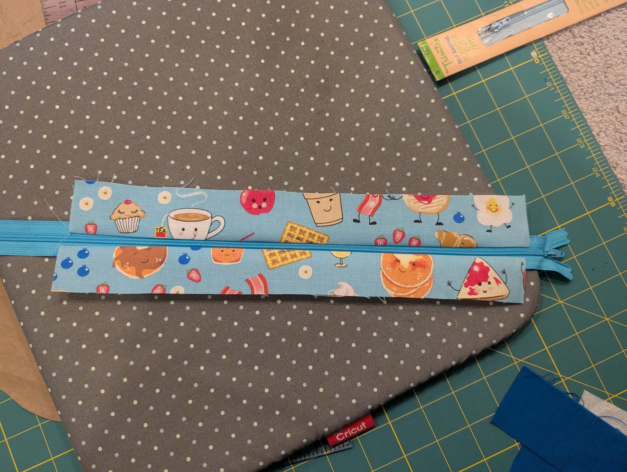 The Lady Beekeeper | A refined beekeeping experiment