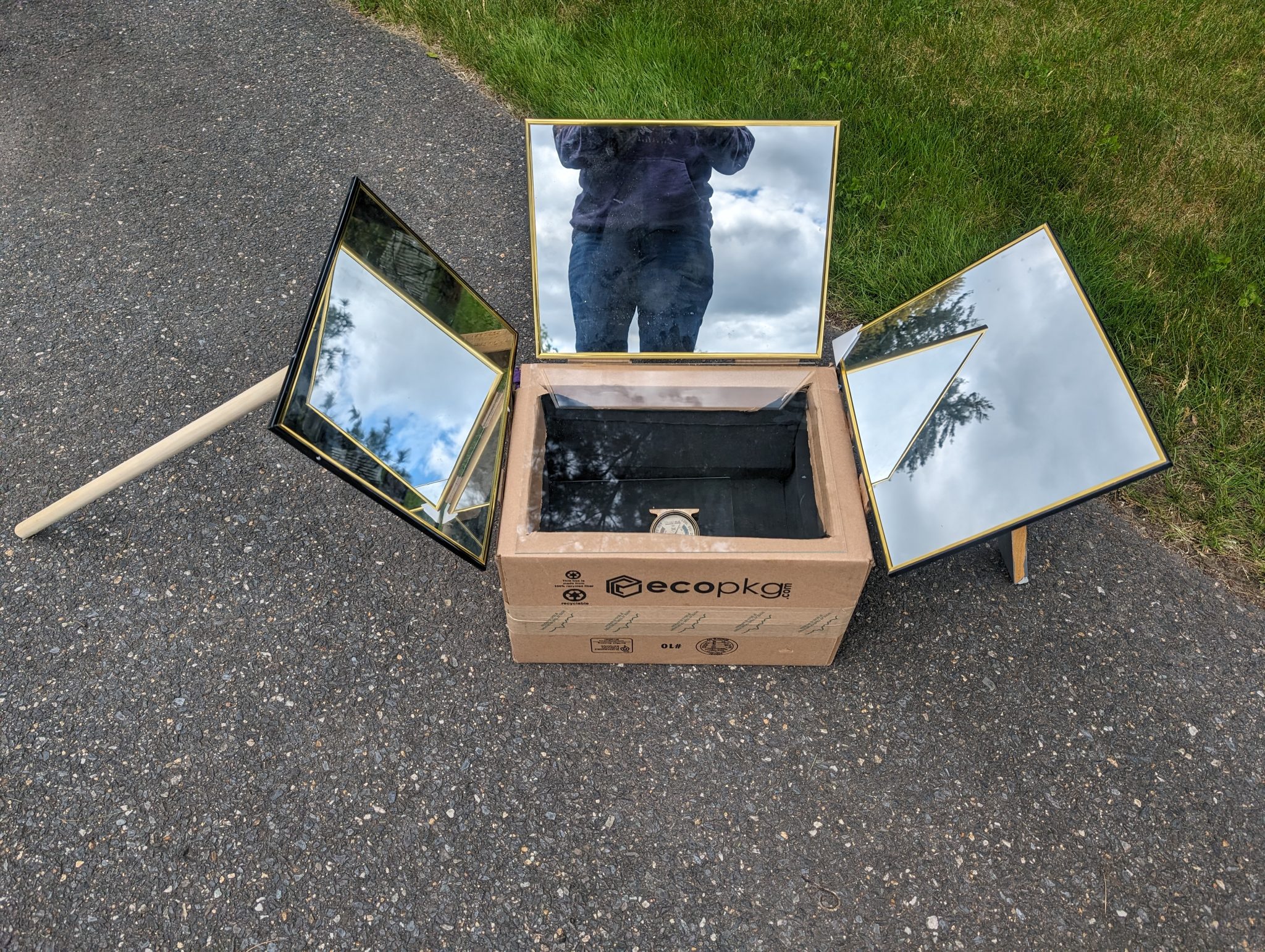 The Lady Beekeeper | A refined beekeeping experiment