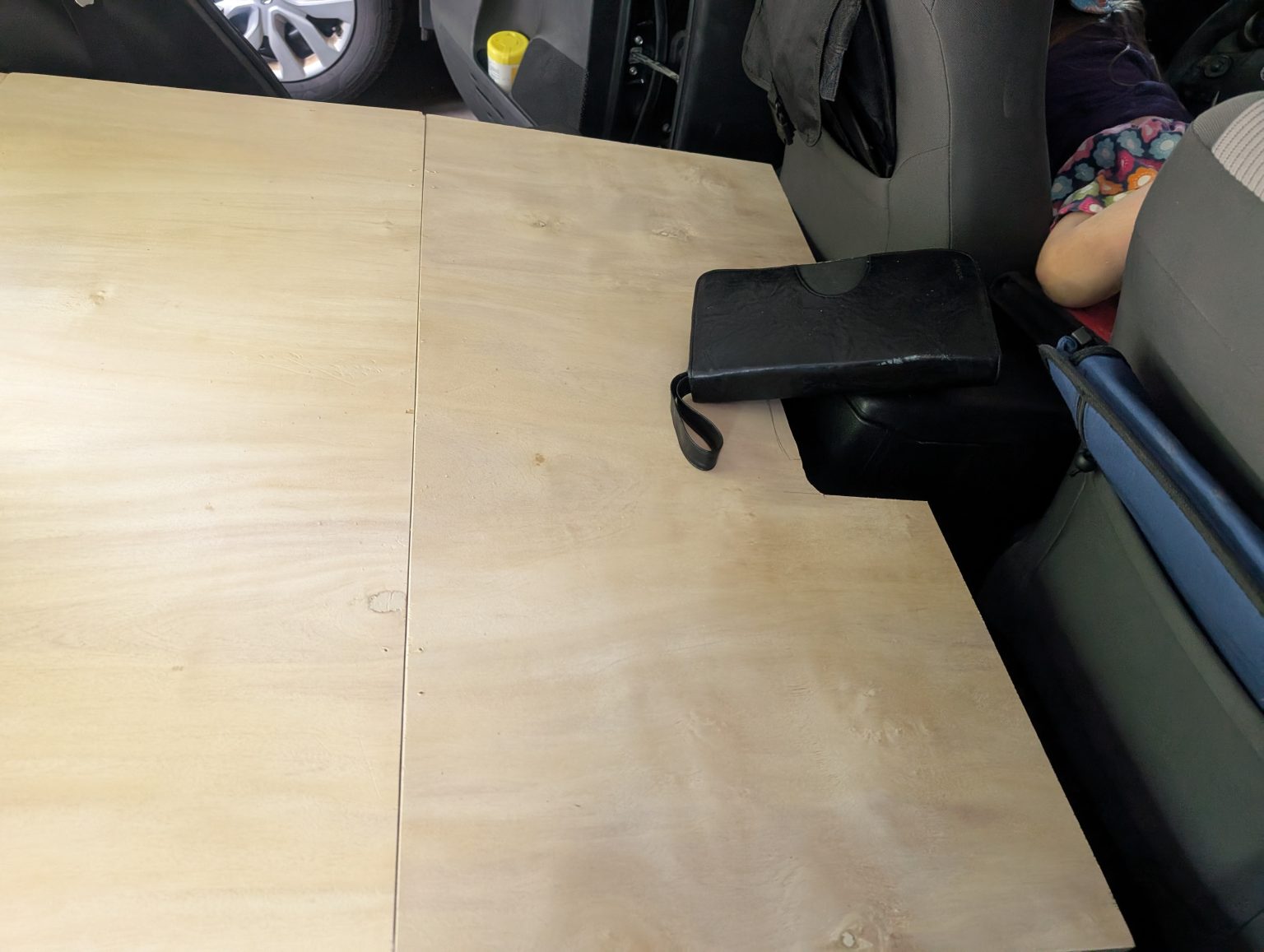 The Lady Beekeeper | A refined beekeeping experiment