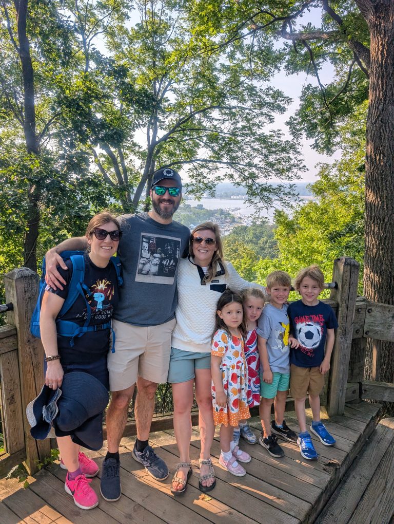 The Lady Beekeeper | A refined beekeeping experiment